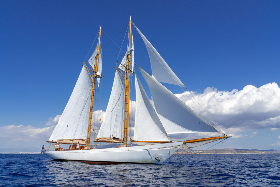 AELLO - Classic Yacht Charters